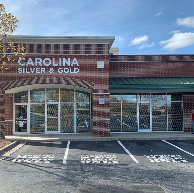 Gun Shop Etiquette to Follow | Carolina Silver & Gold